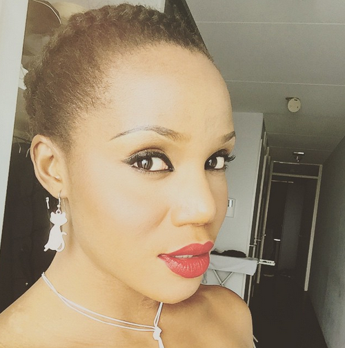 Maheeda shows off boobs (AGAIN) in new picture